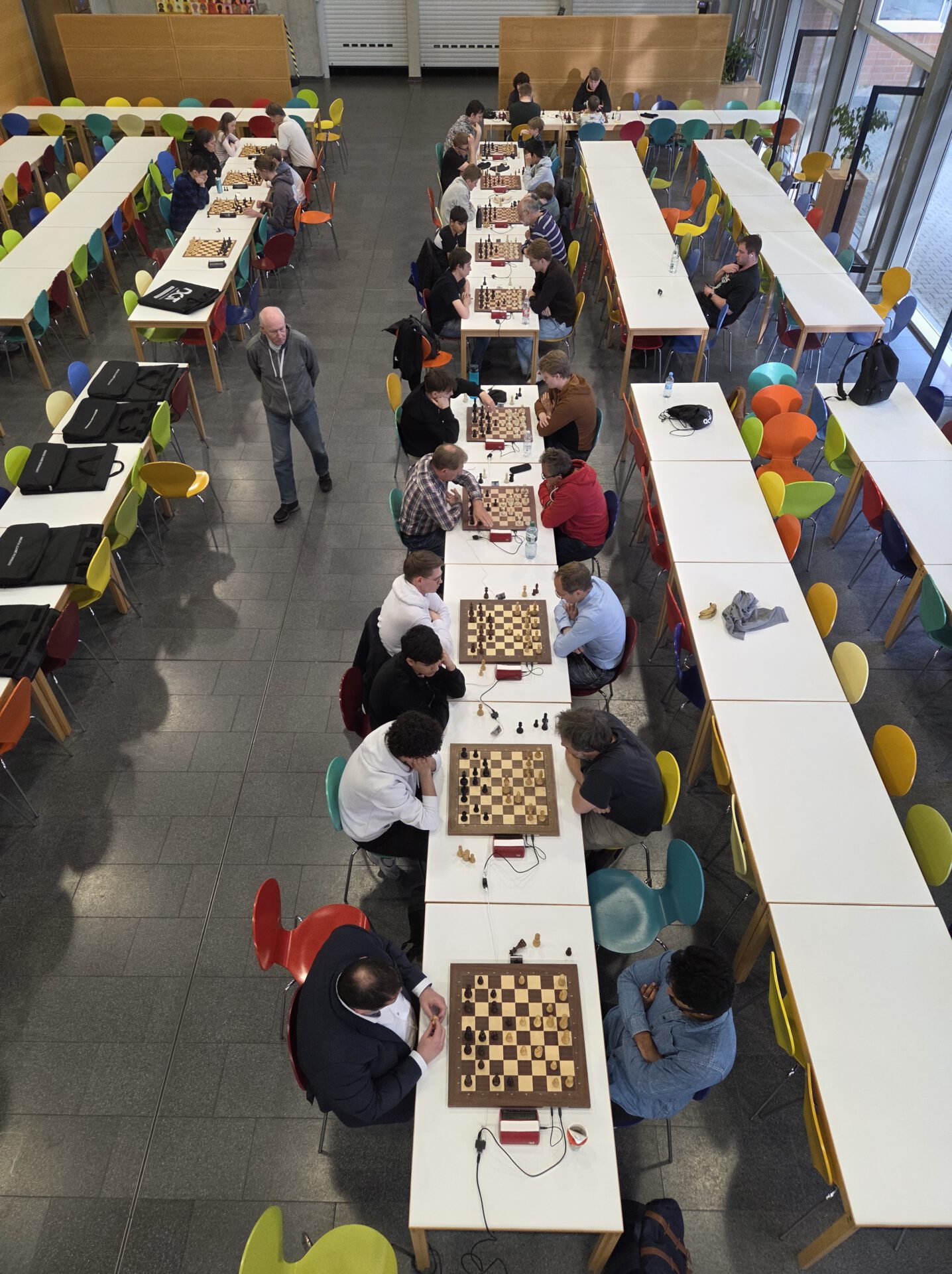 Meinolf Kemper gewinnt ELO-Rapid in Halle in Westfalen - Schachkicker